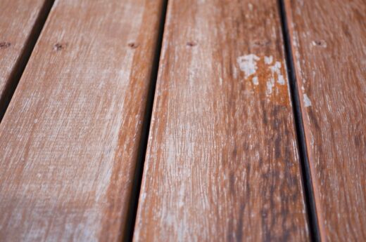 Tips for applying textured deck paint - e-architect