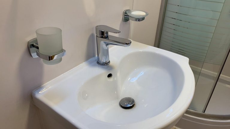 How to fix a persistent dripping faucet guide - e-architect