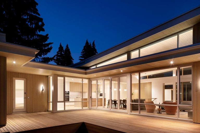 Sleek Modern Home, Calgary, Alberta - e-architect