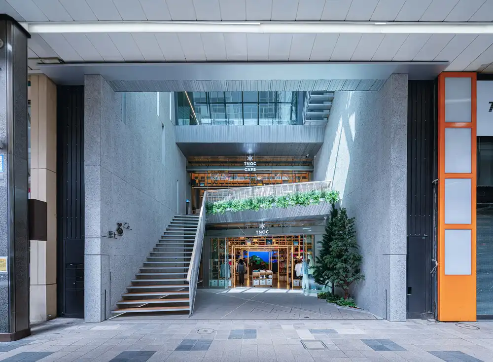 Tanuki Noboru Building, Sapporo, Hokkaido, Japan - e-architect