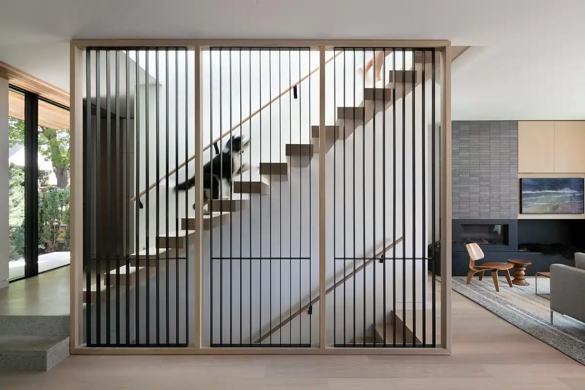 Tree House, Kitsilano neighbourhood, West Vancouver - e-architect