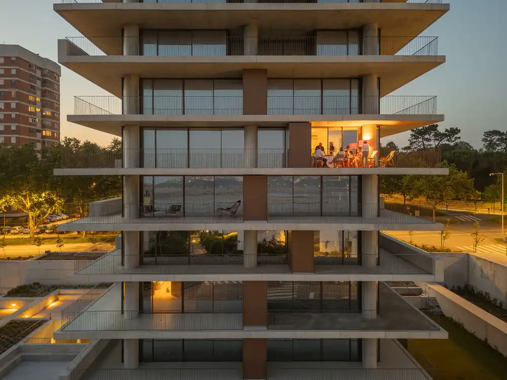 Miramar Tower, Porto, Portugal modern apartments - e-architect