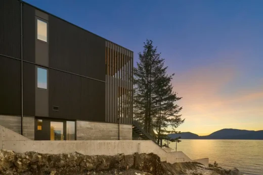 Howe Sound House, West Vancouver, British Columbia - e-architect