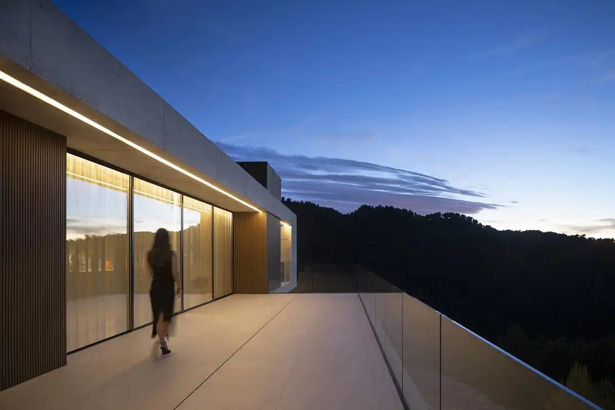 ARG House, Comunidad Valenciana, Spain - e-architect
