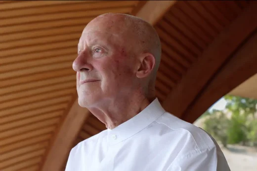 Lord Foster visits The Red Sea, KSA - e-architect