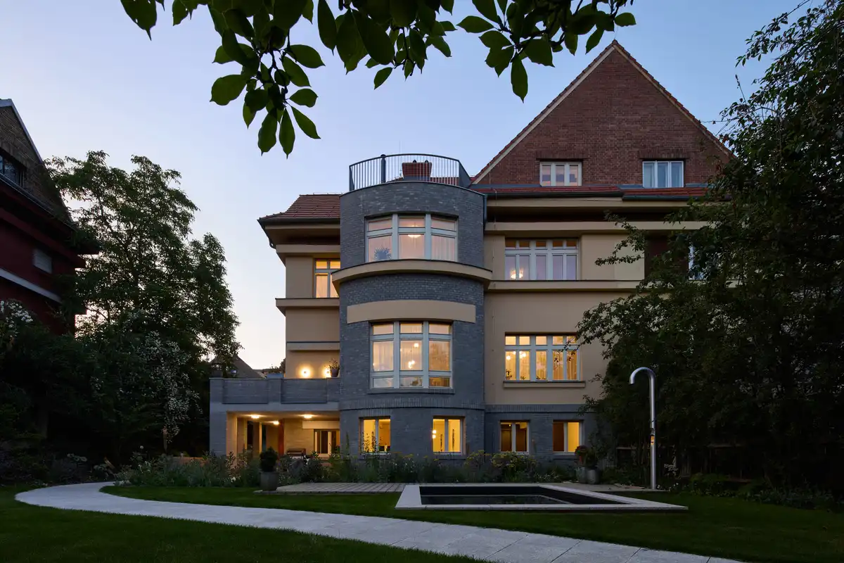 Reconstruction of a Writers Colony Villa, Prague, Czech Republic - e ...