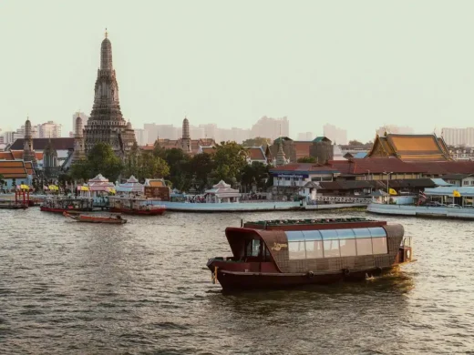 Apsara Cruise, Bar and Restaurant, Bangkok, Thailand - e-architect